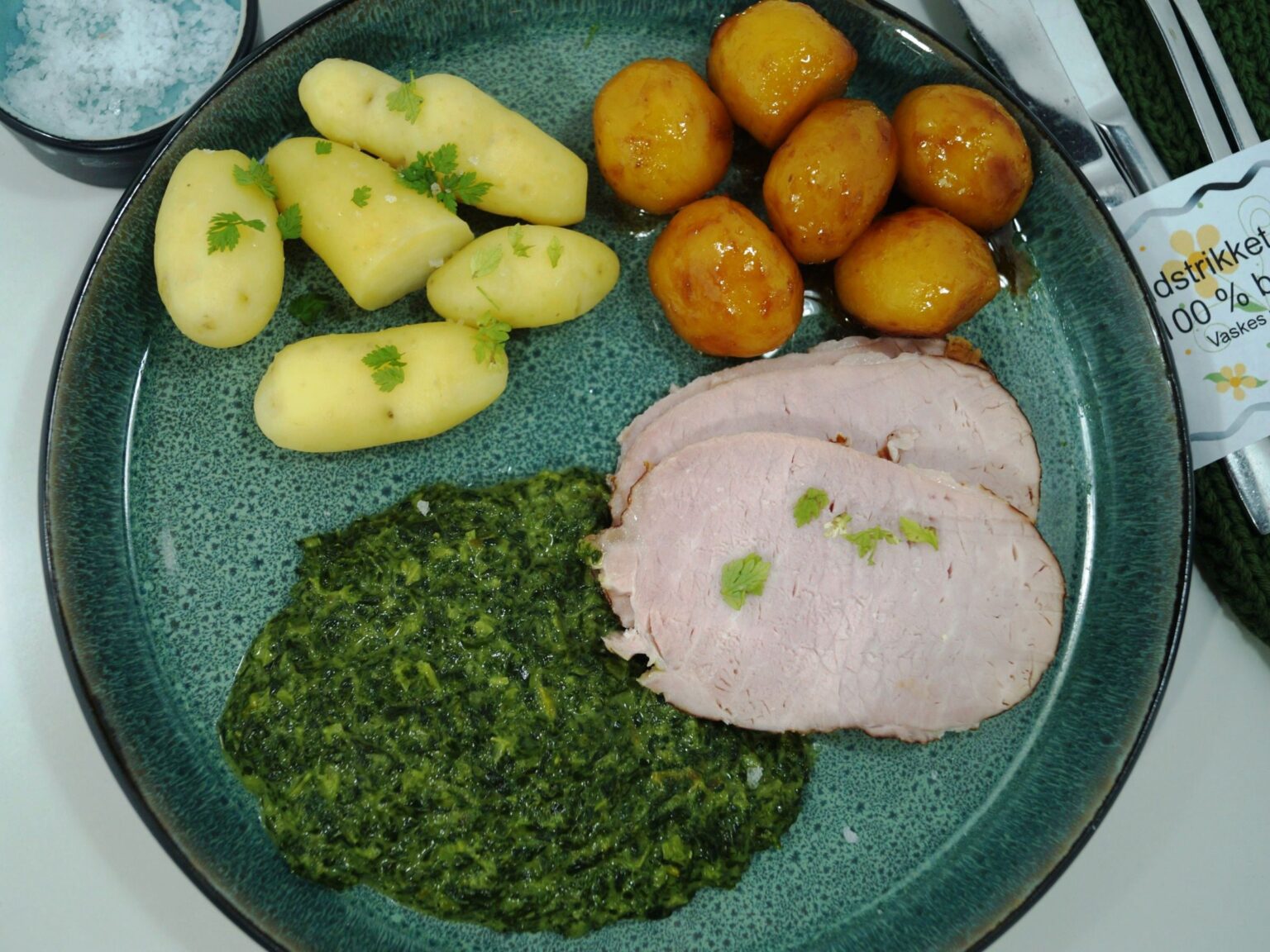 Hamburgerryg med hvide og brunede kartofler - Klassisk aftensmad - Min ...