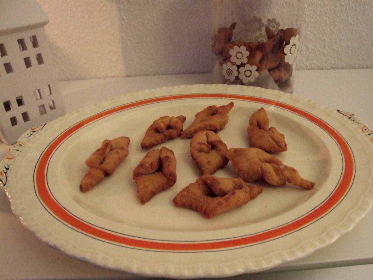 Klejner med fløde og kardemomme - Gammeldags klejner - Min Madopskrift