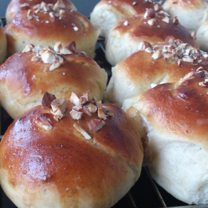 Boller - Danmarks bedste - Bolledej - Fødselsdagsboller - Min Madopskrift