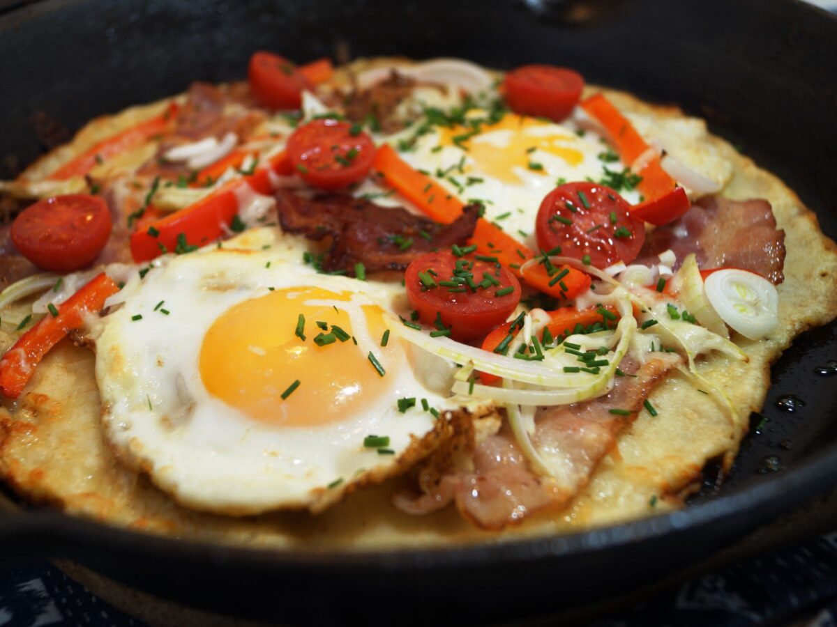 Pandekager med bacon og æg - Hollandske - Min Madopskrift