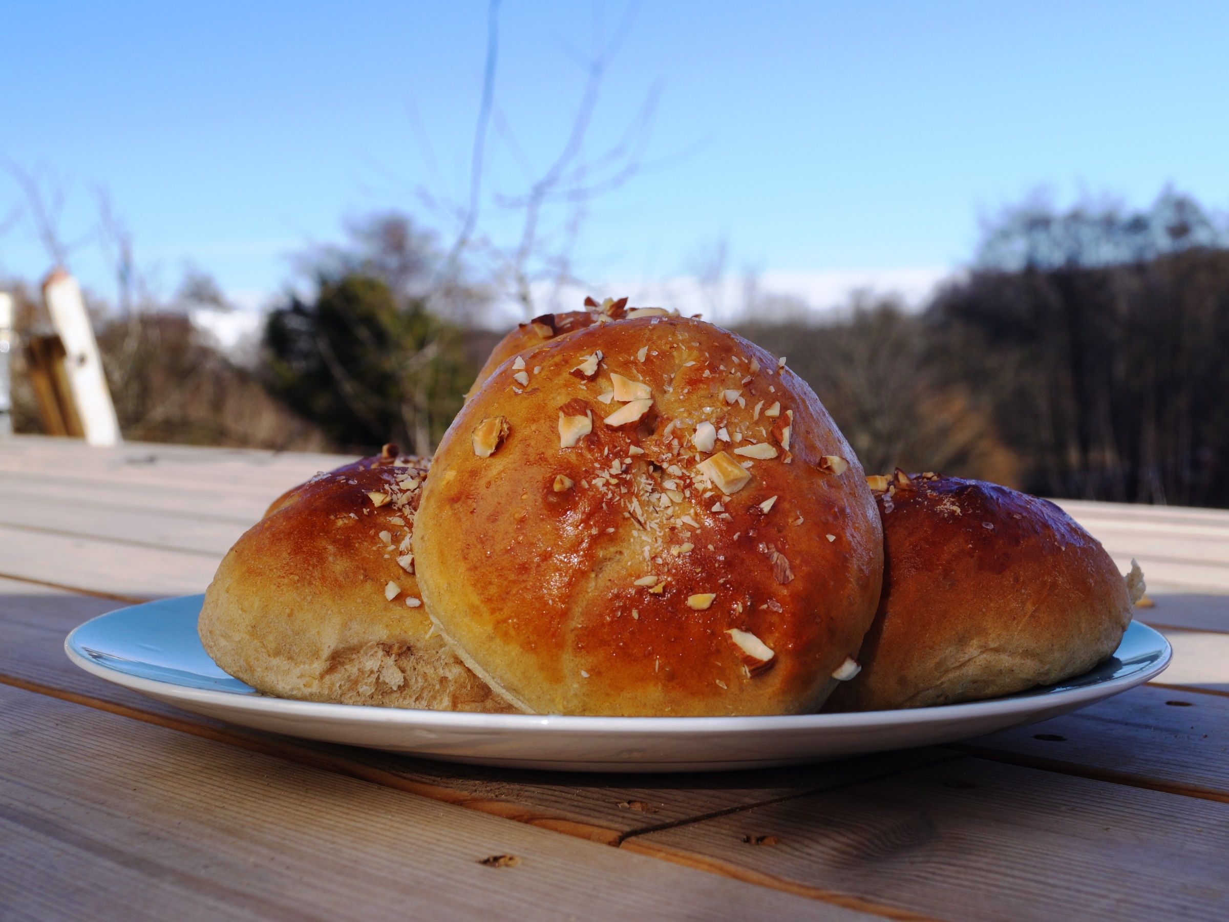 Teboller med kærnemælk - Store bløde teboller opskrift - Min Madopskrift
