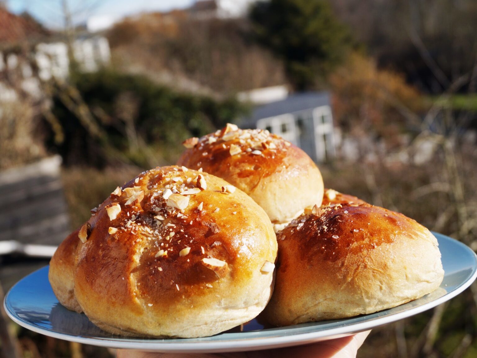 Teboller med kærnemælk - Store bløde teboller opskrift - Min Madopskrift