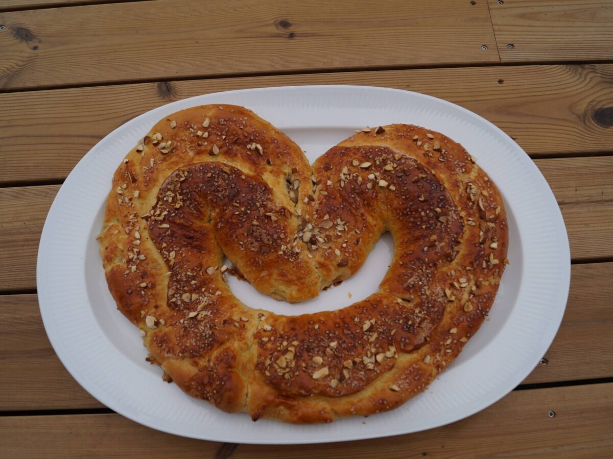 Efterårs Kringle med æbler - Kringle med remonce - Min Madopskrift
